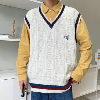 Know these neutral Korean fashion outfits for men